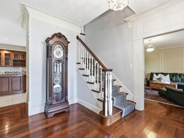 house with 5 bedroom, Westborough MA ES105115890
