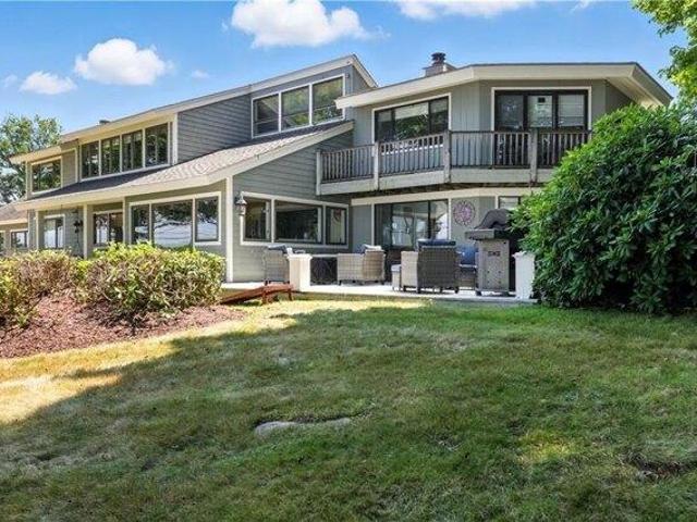 house with 5 bedroom, Westerly RI ES105160733