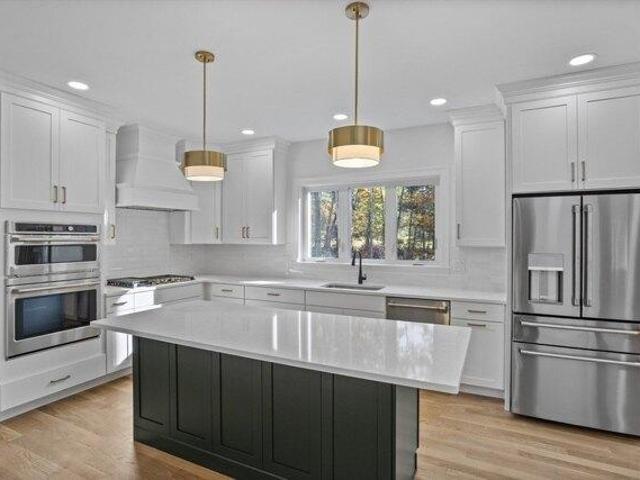 house with 5 bedroom, Westford MA DS102634228