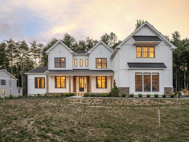 house with 5 bedroom, Westford MA ES105094991