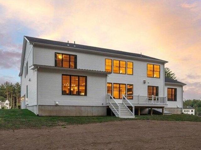 house with 5 bedroom, Westford MA ES105140120