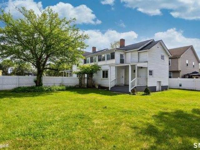 house with 5 bedroom, Westfield MA DLS102089107