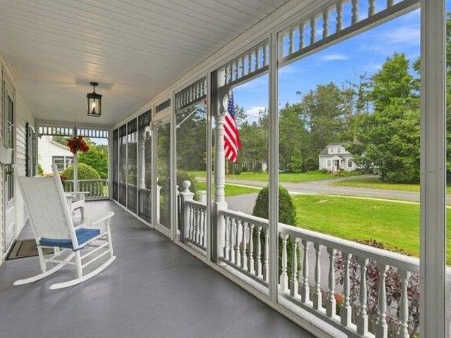 house with 5 bedroom, Westfield MA ES105352597