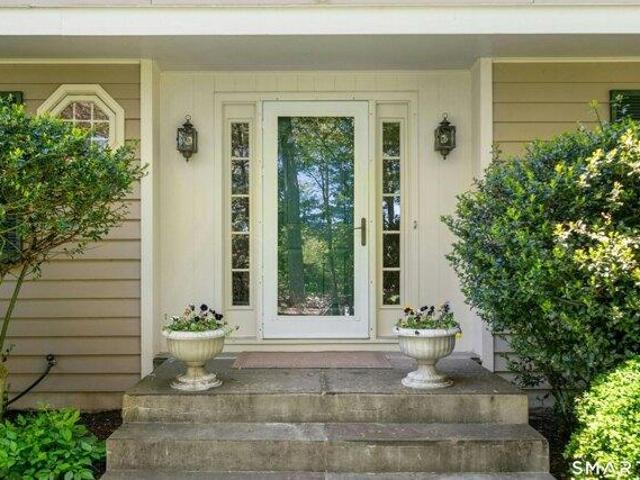 house with 5 bedroom, Weston CT DS103187184