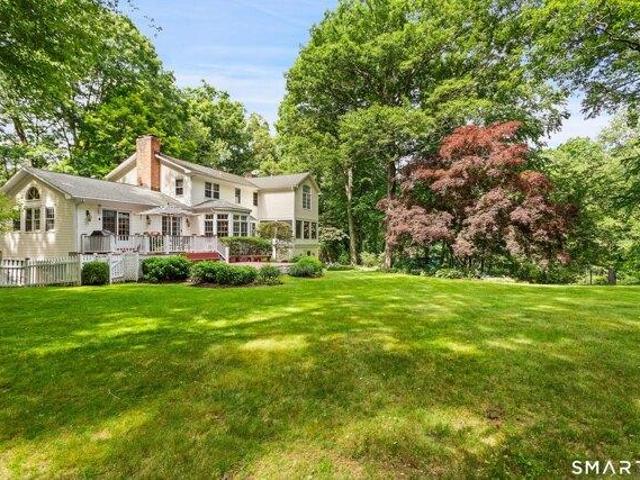 house with 5 bedroom, Weston CT DS104409858