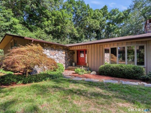 house with 5 bedroom, Weston CT ES104831481