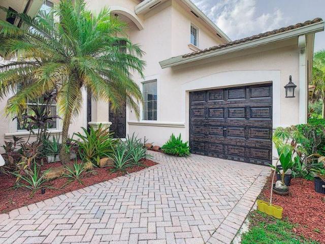 house with 5 bedroom, Weston FL DLS100972992