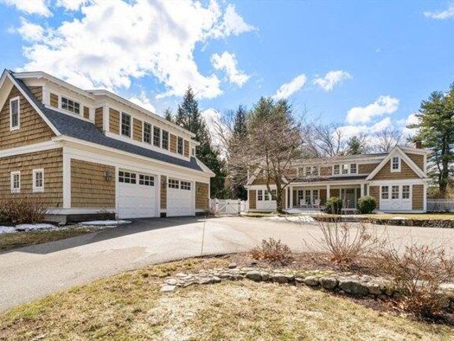house with 5 bedroom, Weston MA DLS102315215