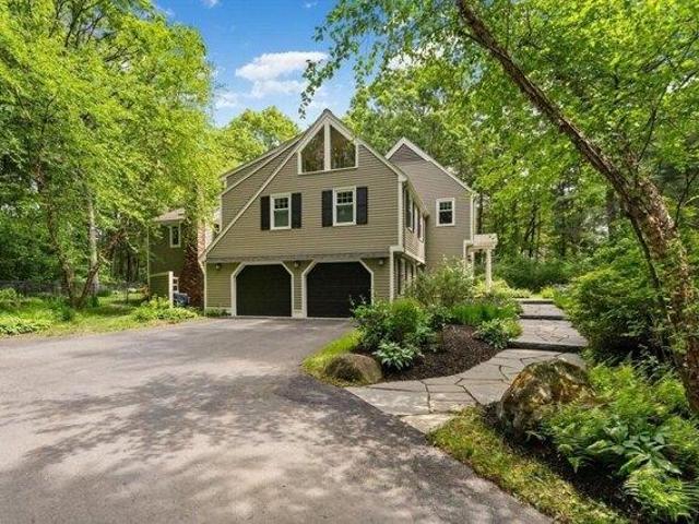 house with 5 bedroom, Weston MA ES103072450