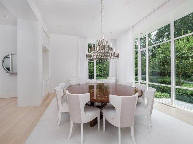 house with 5 bedroom, Weston MA ES104443201