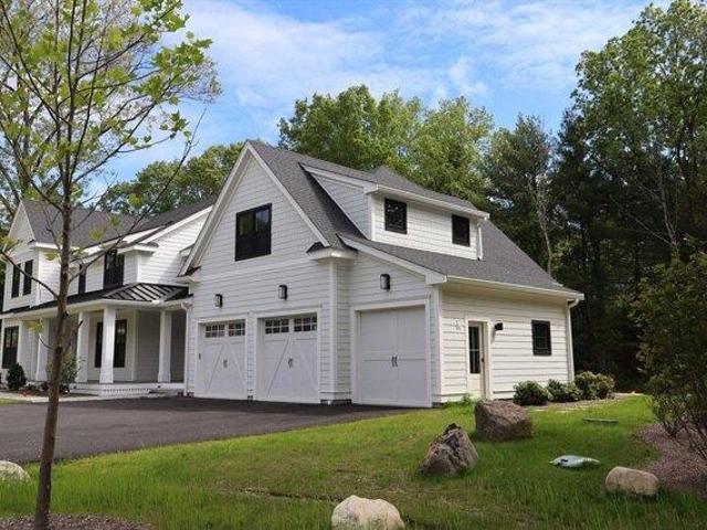 house with 5 bedroom, Weston MA ES105113161