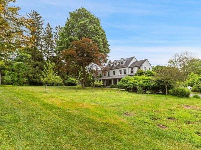 house with 5 bedroom, Westport CT ES103158261