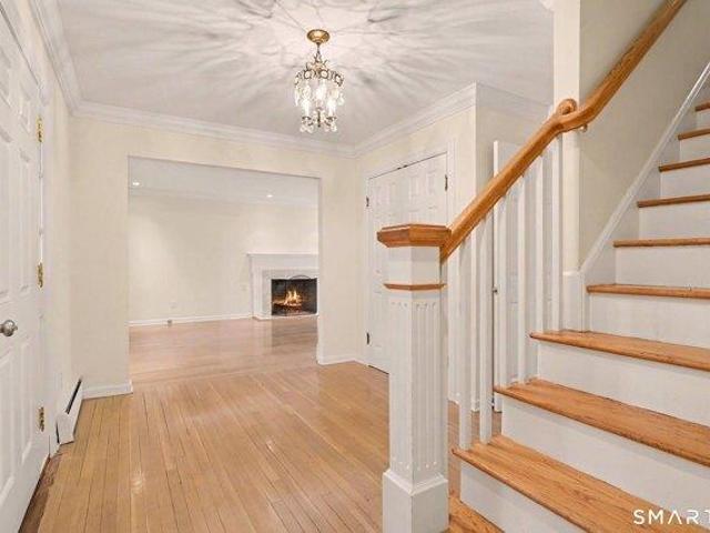house with 5 bedroom, Westport CT ES104405699
