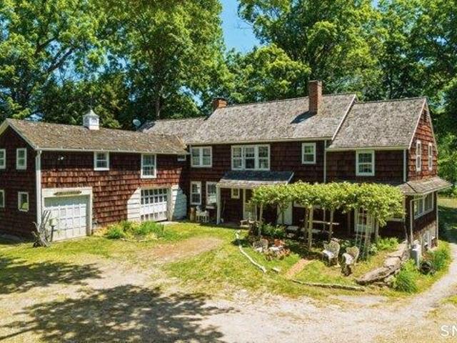 house with 5 bedroom, Westport CT ES104833051