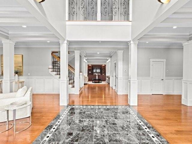 house with 5 bedroom, Westport MA ES103437980