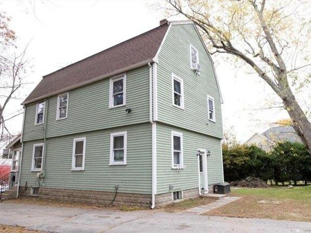 house with 5 bedroom, Westwood MA DLS102411096