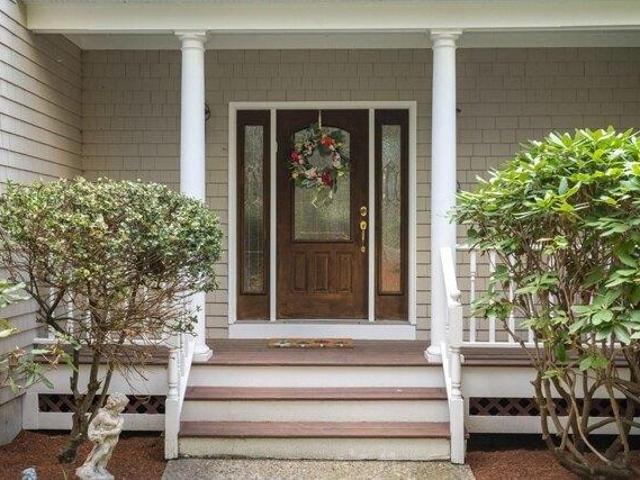 house with 5 bedroom, Westwood MA DLS102412335