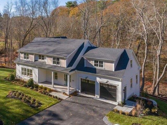 house with 5 bedroom, Westwood MA DS102559107