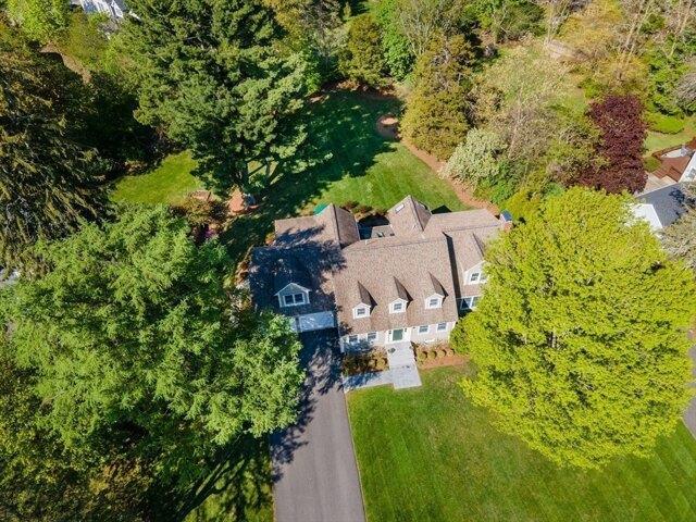 house with 5 bedroom, Westwood MA DS103101382