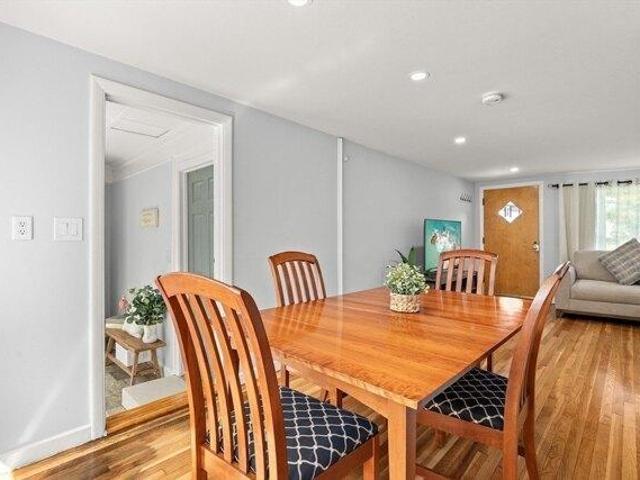 house with 5 bedroom, Westwood MA ES103074182