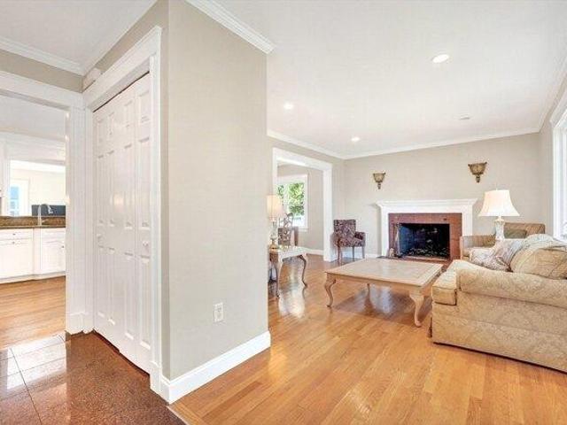 house with 5 bedroom, Westwood MA ES103494893