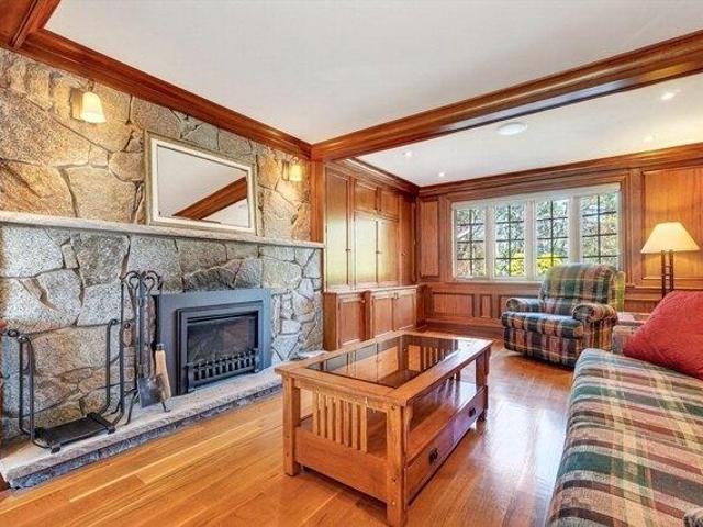 house with 5 bedroom, Westwood MA ES103435339