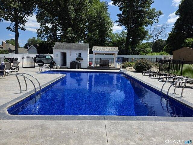 house with 5 bedroom, Wethersfield CT ES104790799