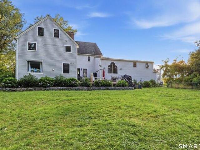 house with 5 bedroom, Wethersfield CT ES104112506