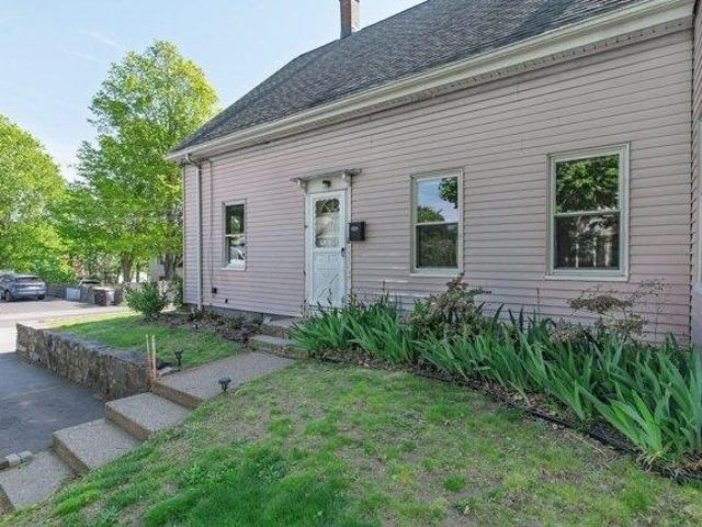 house with 5 bedroom, Weymouth MA ES103498272