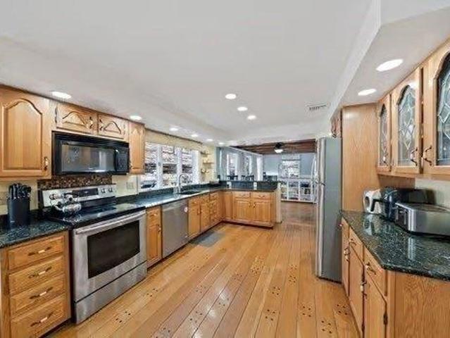 house with 5 bedroom, Weymouth MA ES104480043