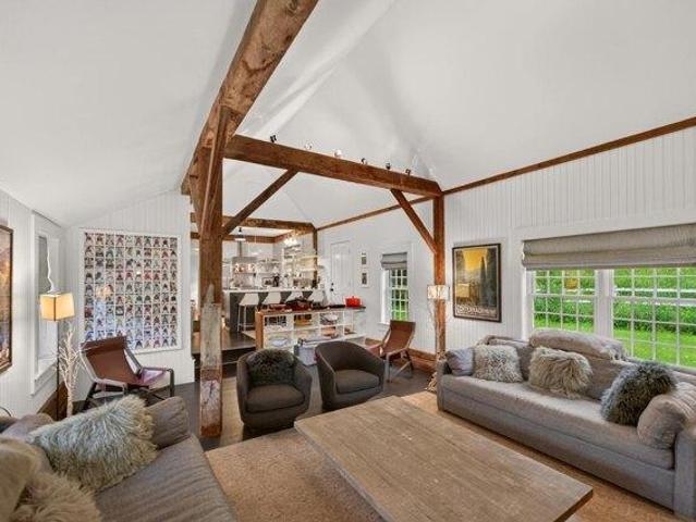 house with 5 bedroom, Whitingham VT ES105203337