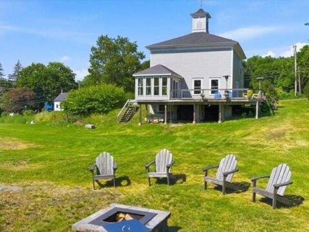 house with 5 bedroom, Winthrop ME ES105125399