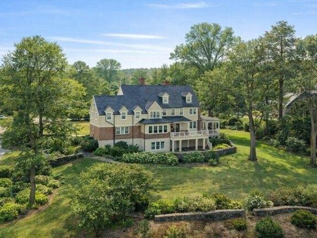 house with 5 bedroom, Winchester MA DLS102089062