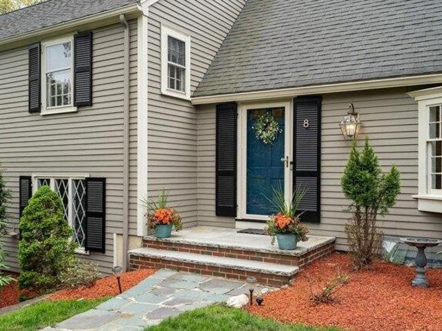 house with 5 bedroom, Winchester MA DLS102634316