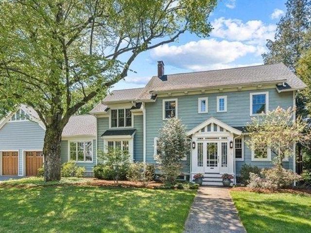 house with 5 bedroom, Winchester MA DS103070899