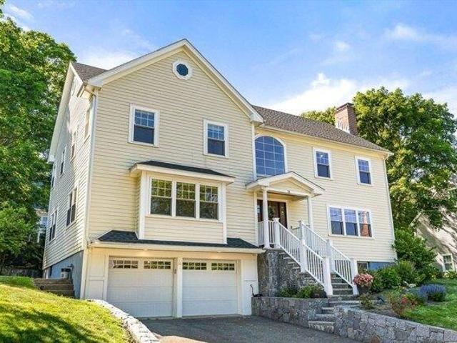 house with 5 bedroom, Winchester MA ES104045099
