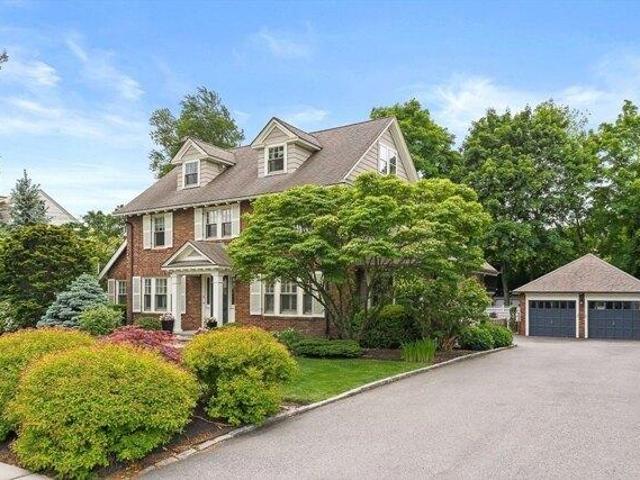 house with 5 bedroom, Winchester MA ES102959828