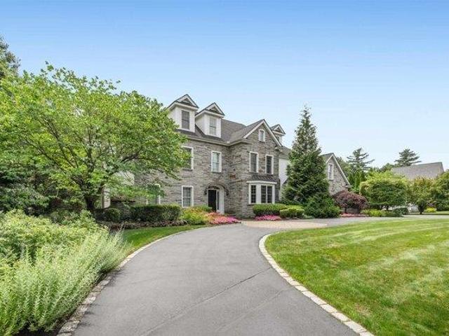 house with 5 bedroom, Windham NH DLS101782942