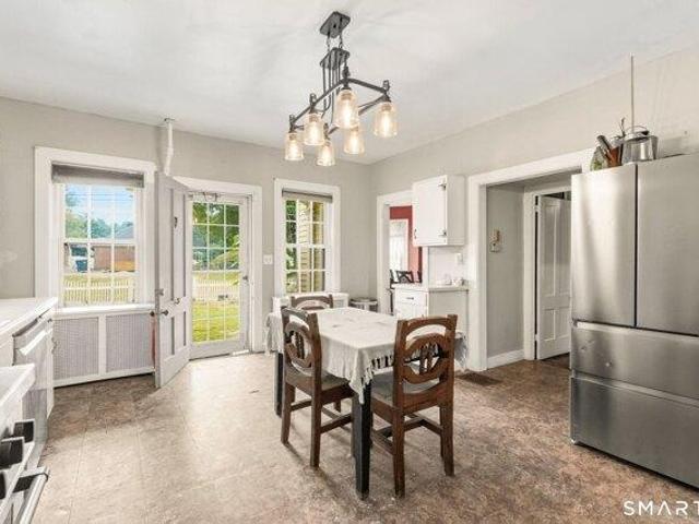 house with 5 bedroom, Windham CT ES104833298