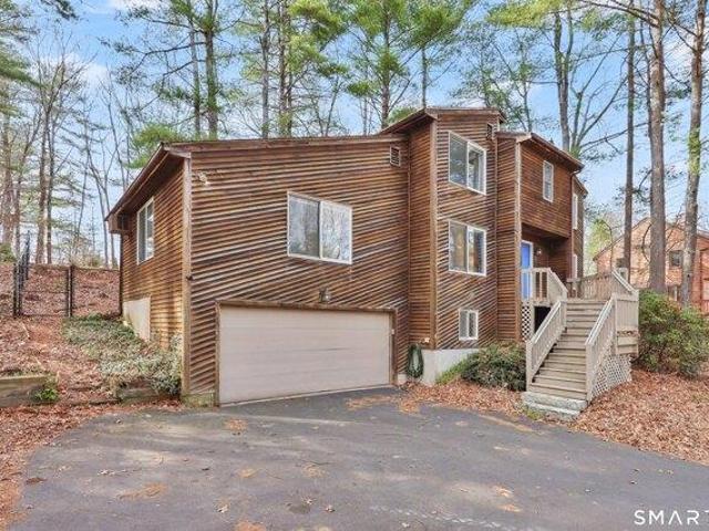 house with 5 bedroom, Windsor CT DS102763120