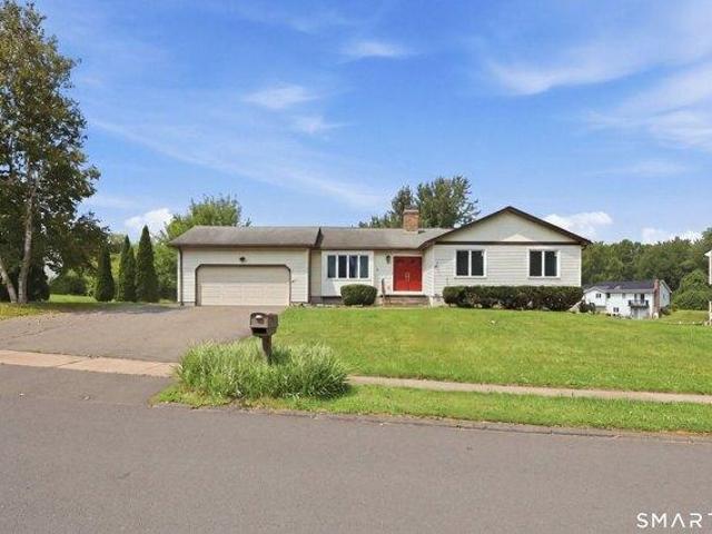 house with 5 bedroom, Windsor CT ES105142401