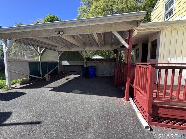 house with 5 bedroom, Windsor Locks CT ES103625766