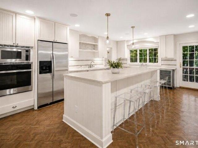 house with 5 bedroom, Wilton CT ES104605216
