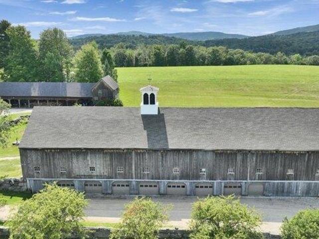 house with 5 bedroom, Wilton NH ES105144183