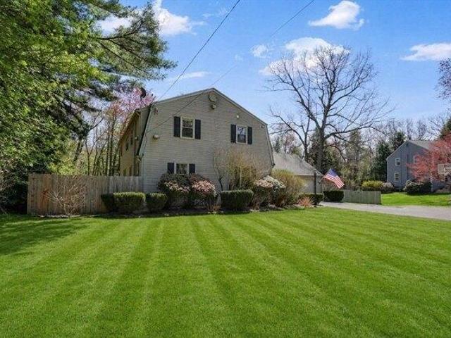 house with 5 bedroom, Wilbraham MA DS102586042