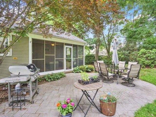 house with 5 bedroom, Wilbraham MA ES103808576