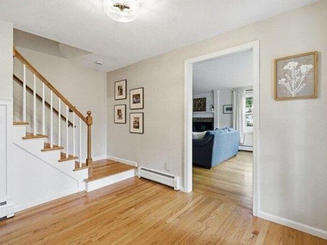 house with 5 bedroom, Wilbraham MA ES105041197