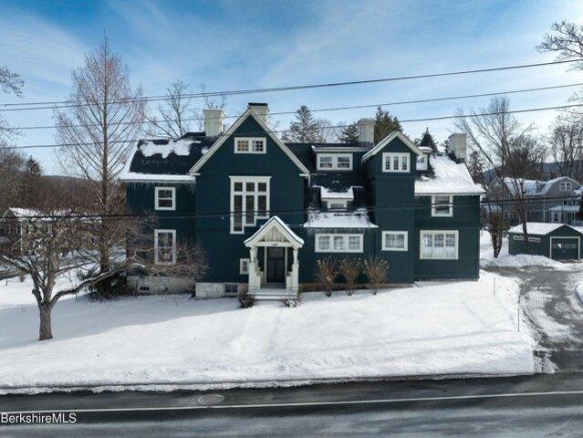 house with 5 bedroom, Williamstown MA DLS102281818
