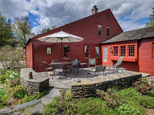 house with 5 bedroom, Williamstown MA ES105081091