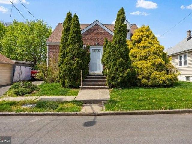 house with 5 bedroom, Woodbridge NJ DLS102727093